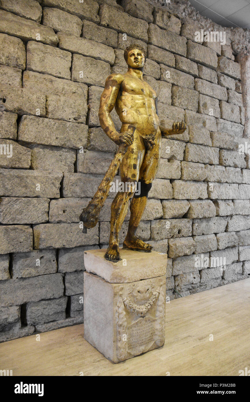 Hercules Statue Bronze High Resolution Stock Photography and Images - Alamy