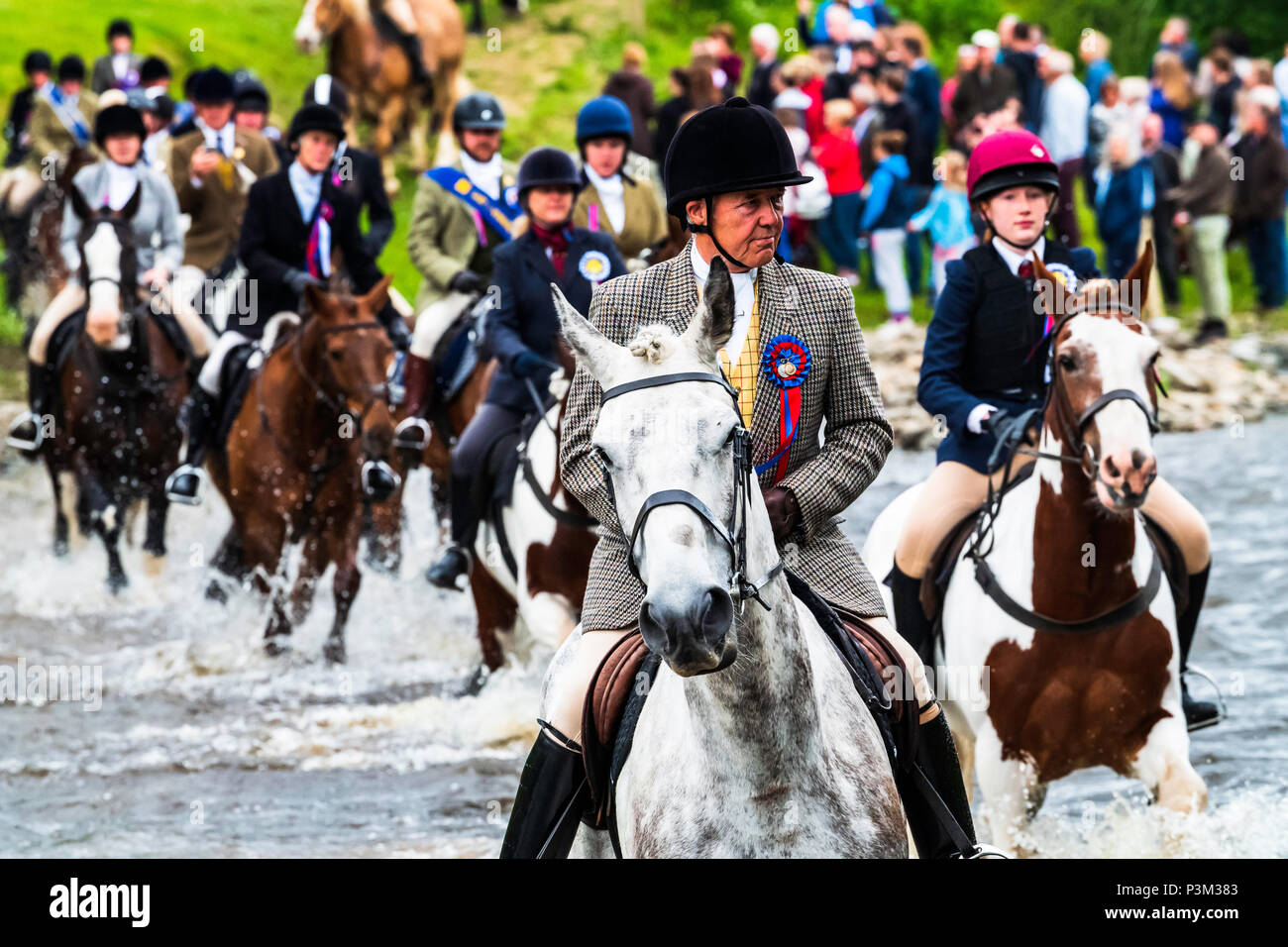 Selkirk Common Riding Stock Photos & Selkirk Common Riding Stock Images ...