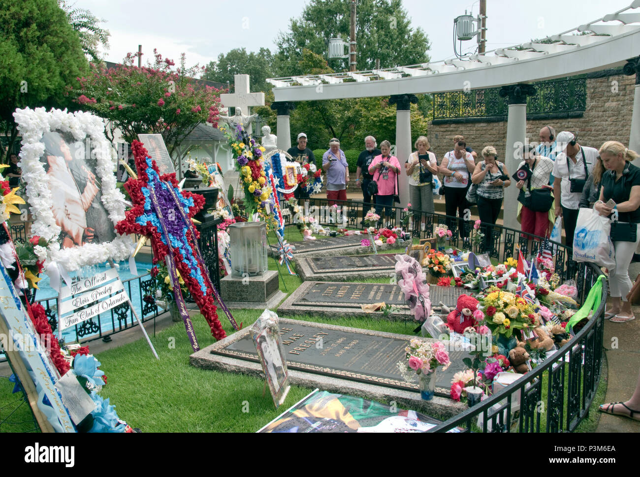 Elvis Presley Death Stock Photos & Elvis Presley Death Stock Images - Alamy