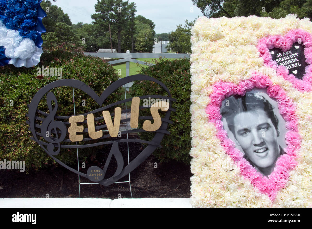 Elvis presley death hi-res stock photography and images - Alamy