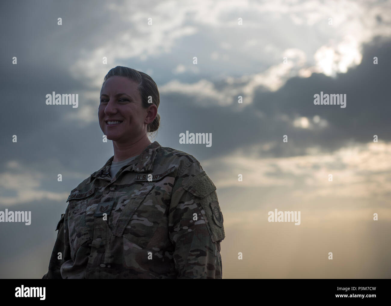 Runways and airfield ramps hi-res stock photography and images - Alamy