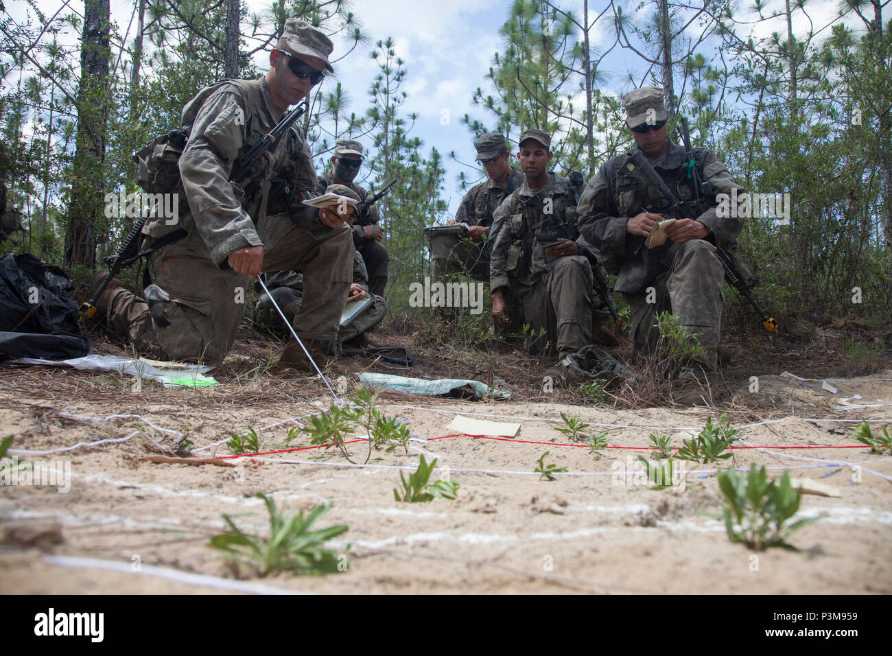 A U.S. Army Ranger student, assigned to the Airborne and Ranger ...