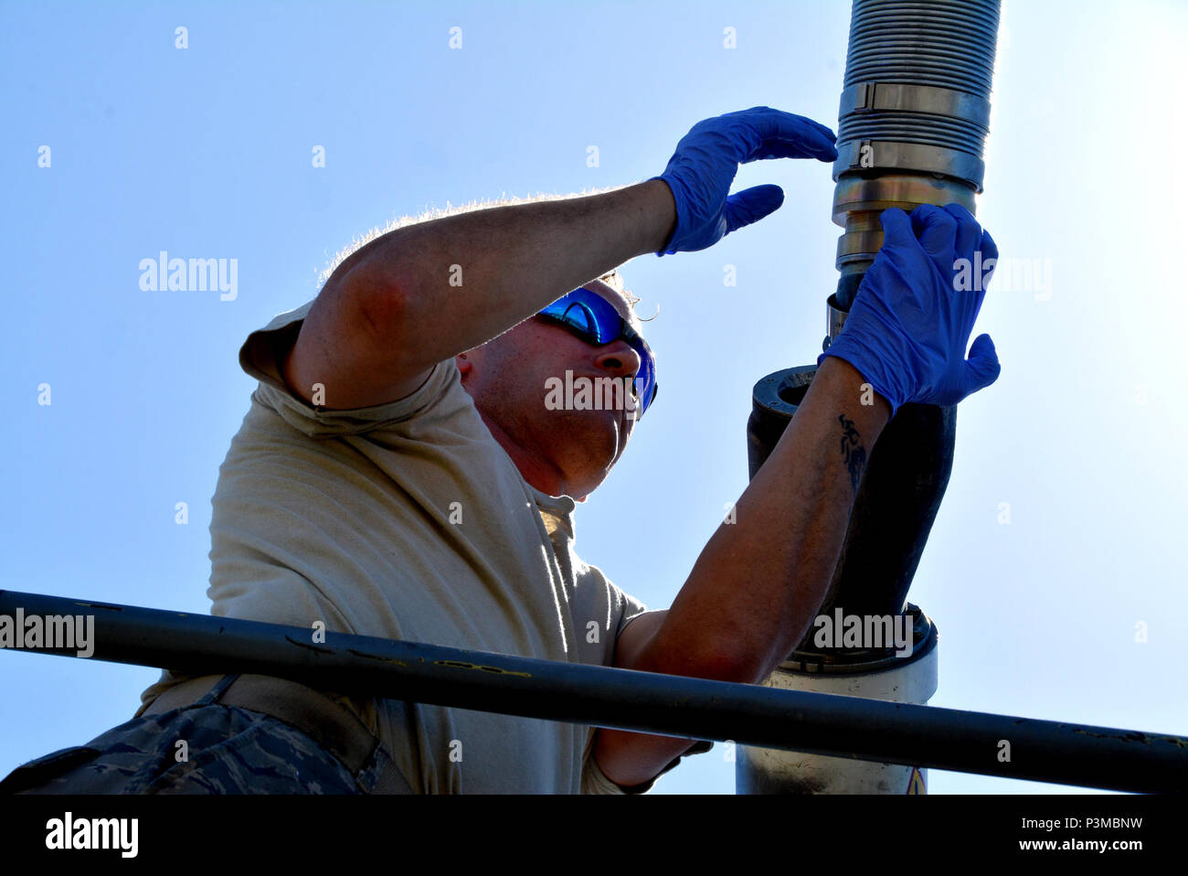Probe and drogue hi-res stock photography and images - Alamy