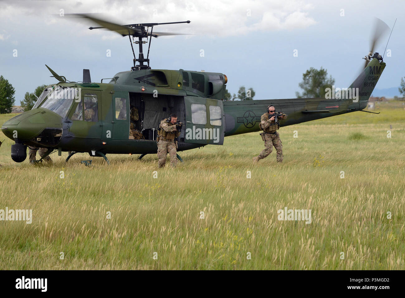 Data exfiltration hi-res stock photography and images - Alamy