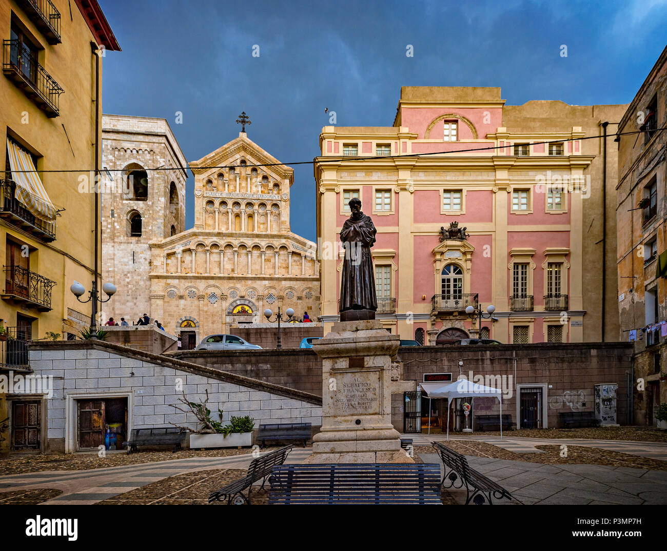 Cagliari quartiere castello hi-res stock photography and images - Alamy