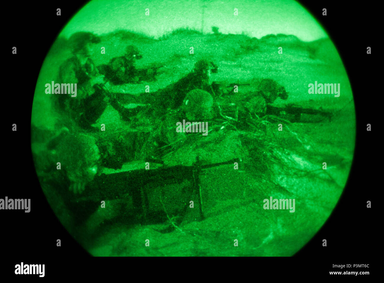 A group of U.S. Army Ranger students, assigned to the Airborne and ...