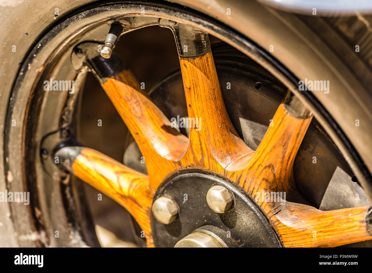 wood spokes of wheel rim of old vintage Italian car Stock Photo - Alamy