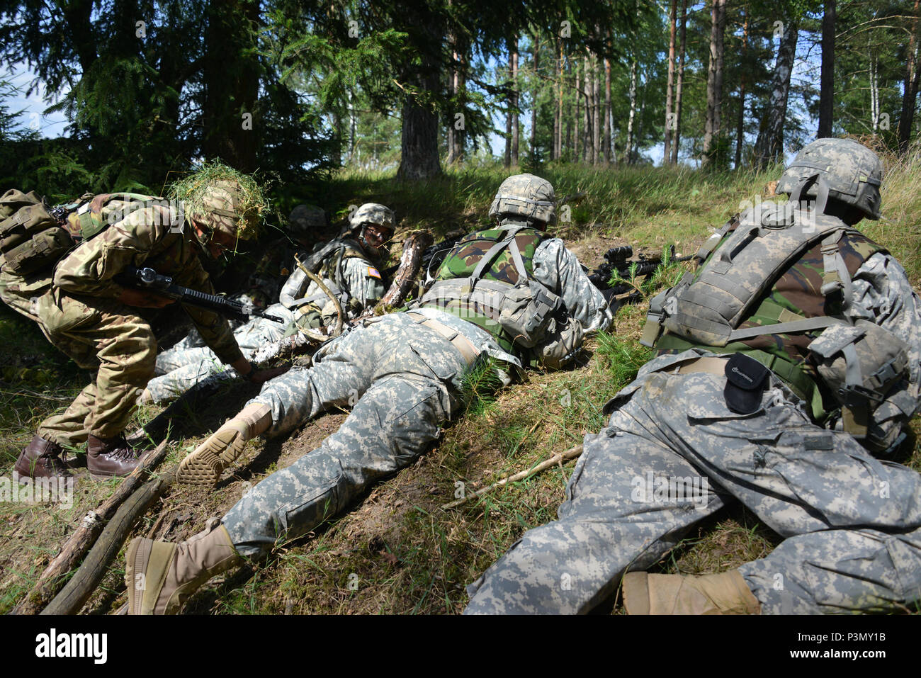 U.S. Army West Point cadets train alongside British Army Royal Military ...