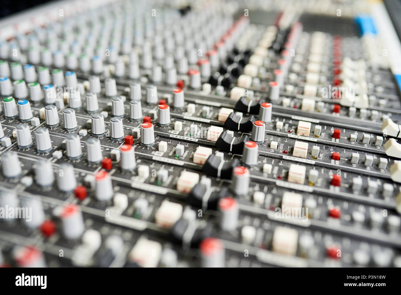 Control knobs hi-res stock photography and images - Alamy