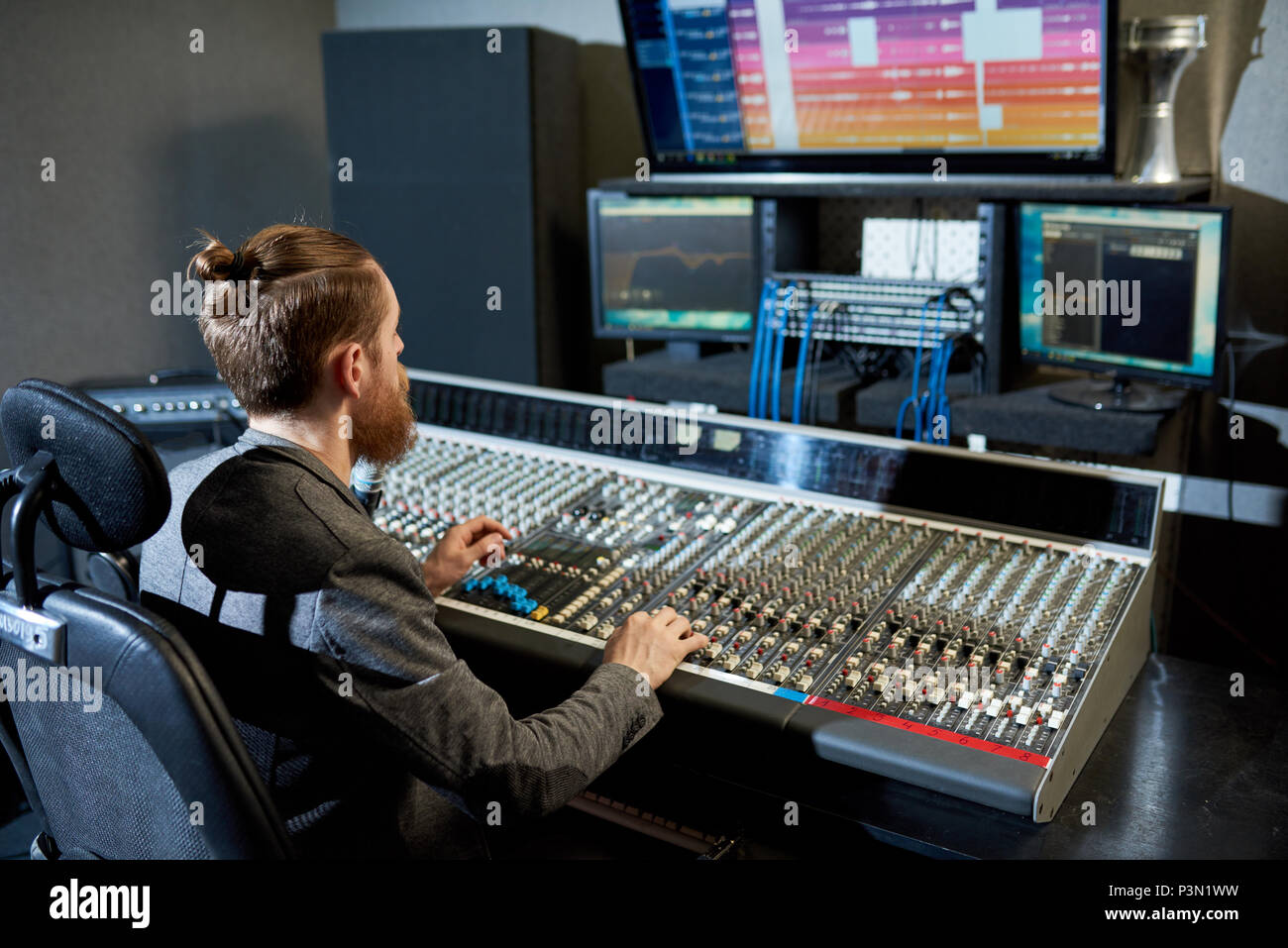 Sound control board operator hi-res stock photography and images - Alamy