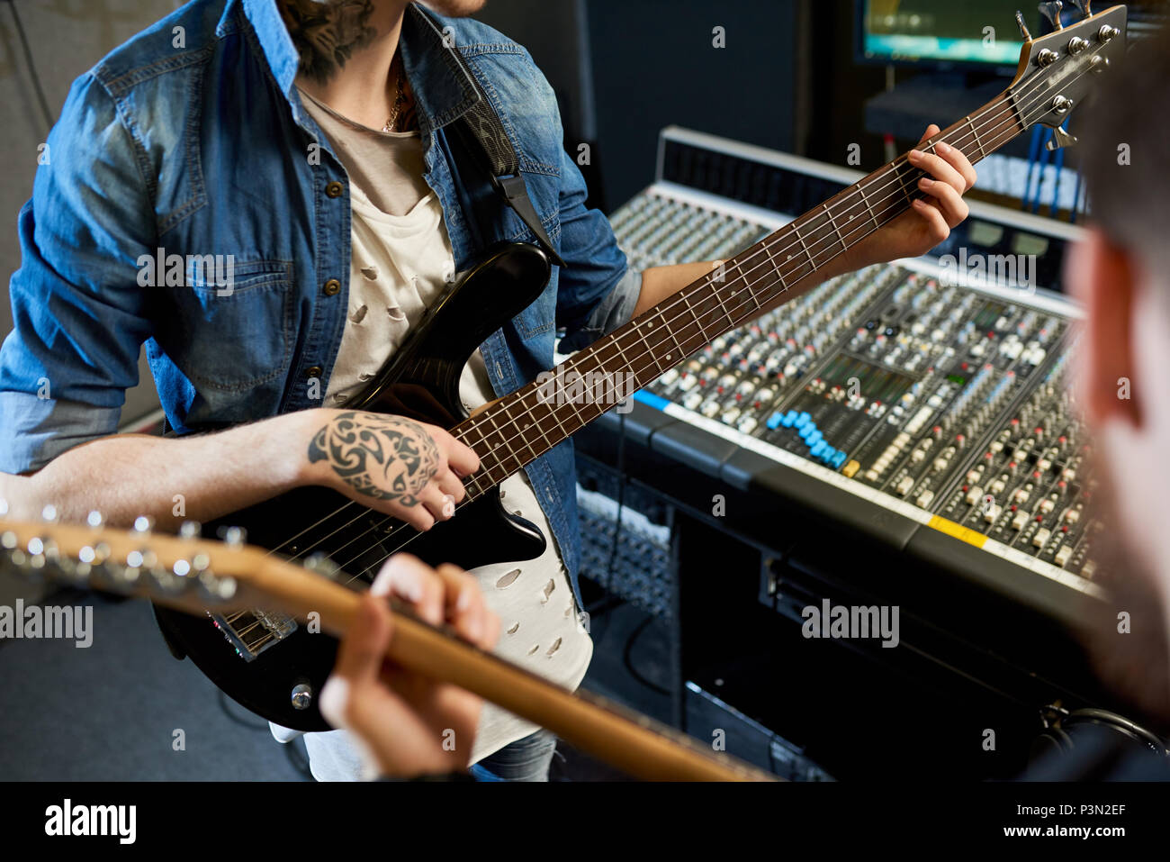 Team recording hi-res stock photography and images - Alamy
