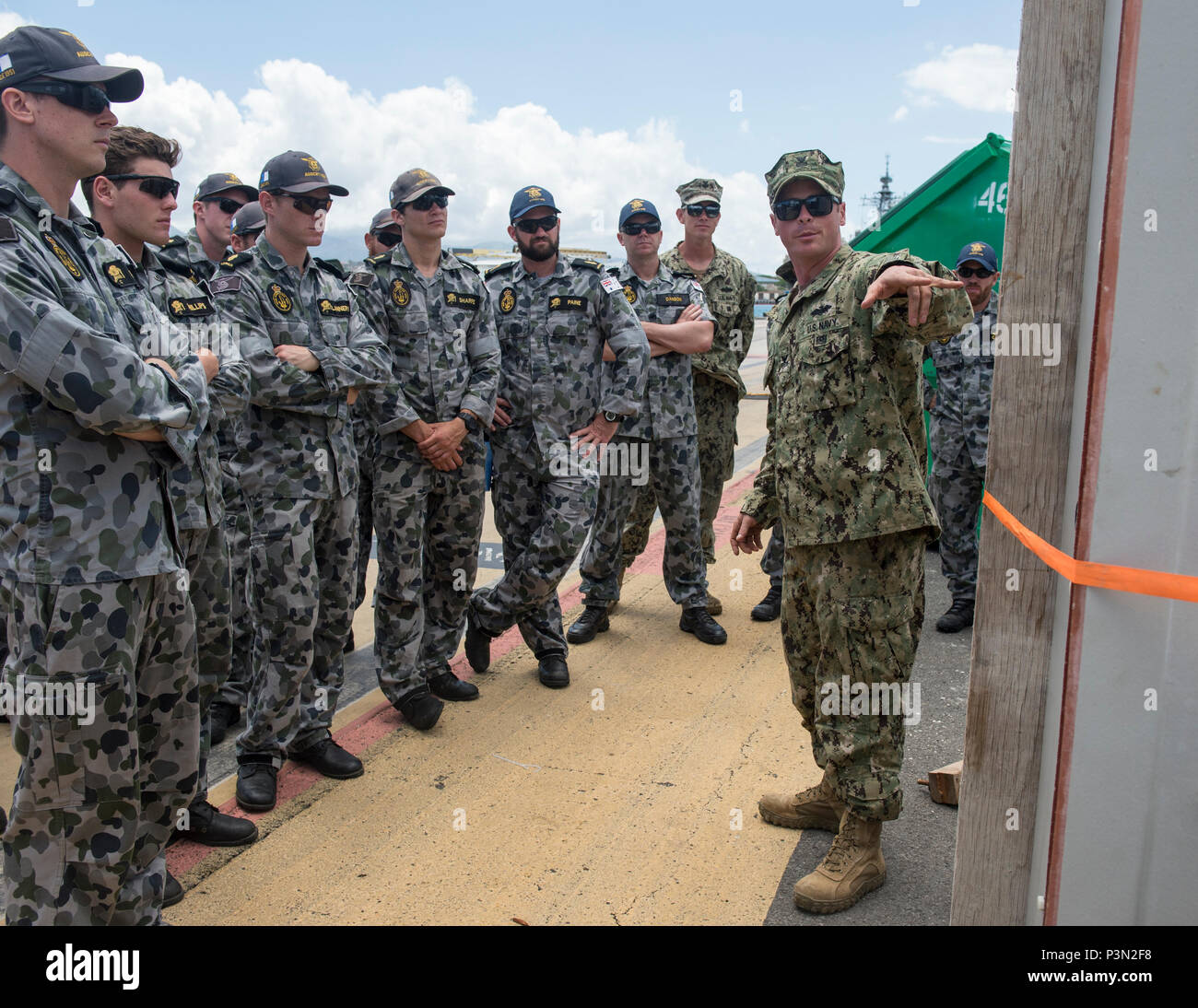 160712-N-GO855-234 JOINT BASE PEARL HARBOR-HICKAM (July 12, 2016) U.S ...