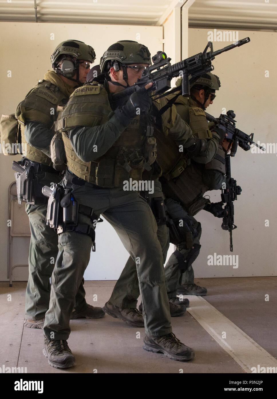 Deputy Sheriffs Stock Photos & Deputy Sheriffs Stock Images - Alamy