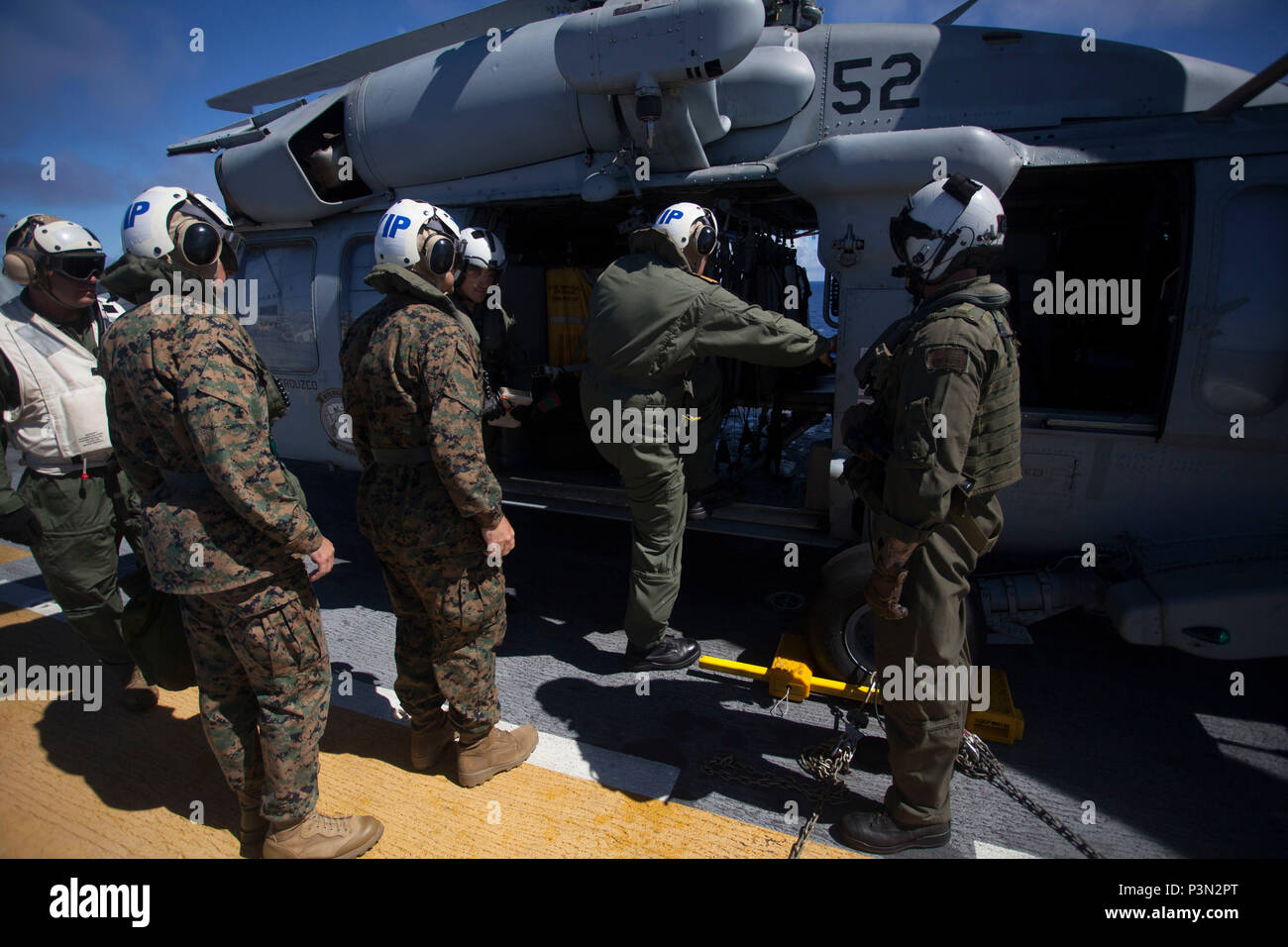 160714-M-OI464-068 PACIFIC OCEAN (July 14, 2016) – Commodore Jim ...