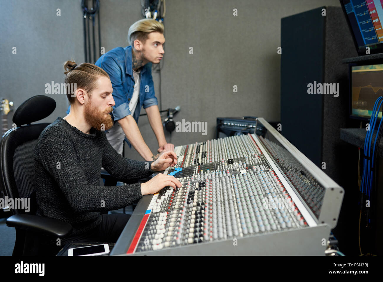 Team music hi-res stock photography and images - Alamy
