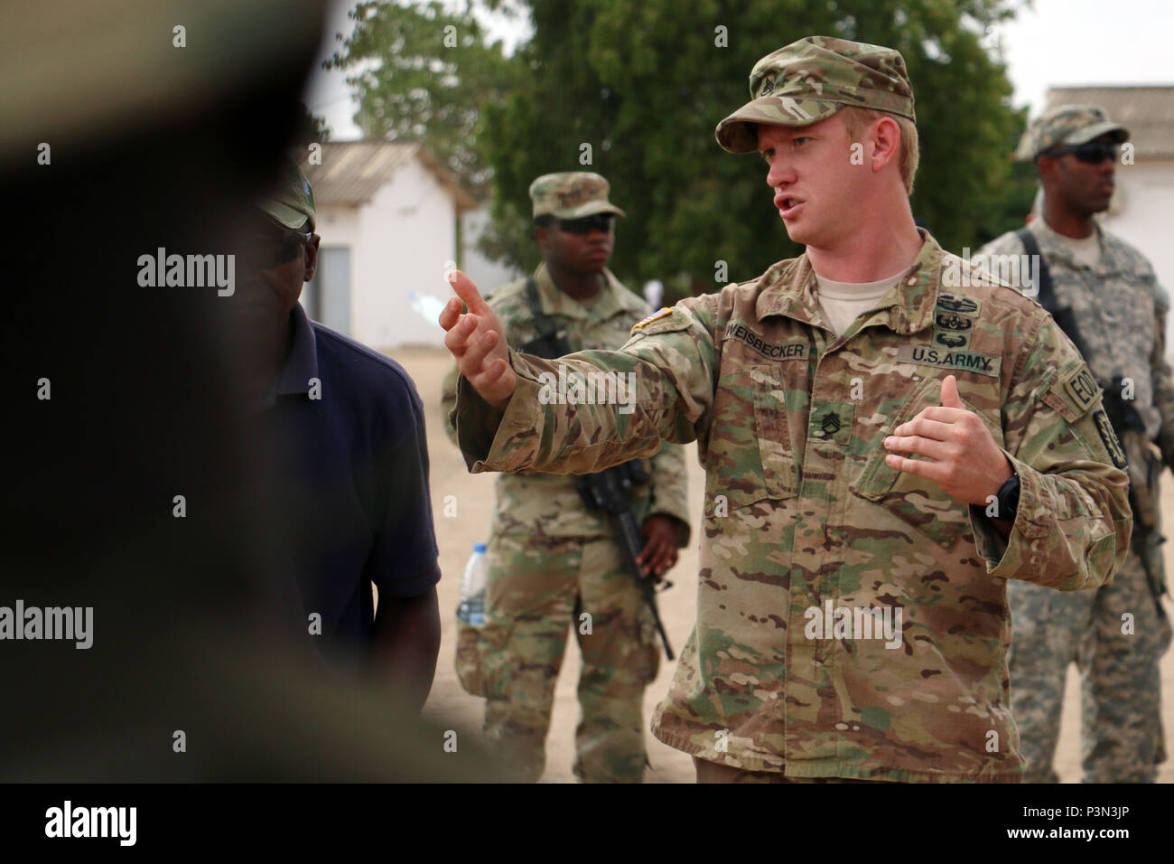 U s army staff sgt derek hi-res stock photography and images - Alamy