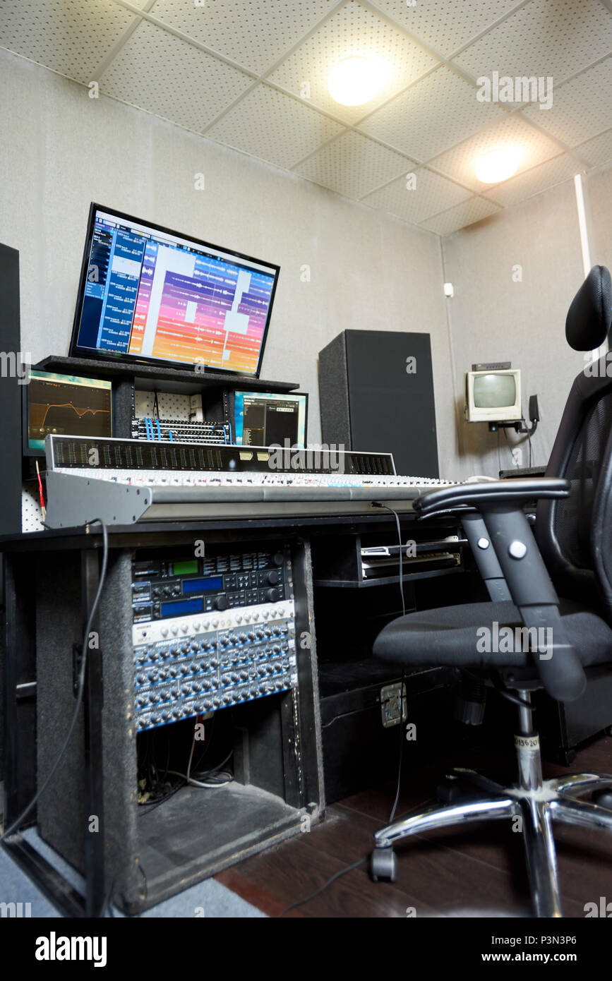 Sound Control Room High Resolution Stock Photography and Images - Alamy