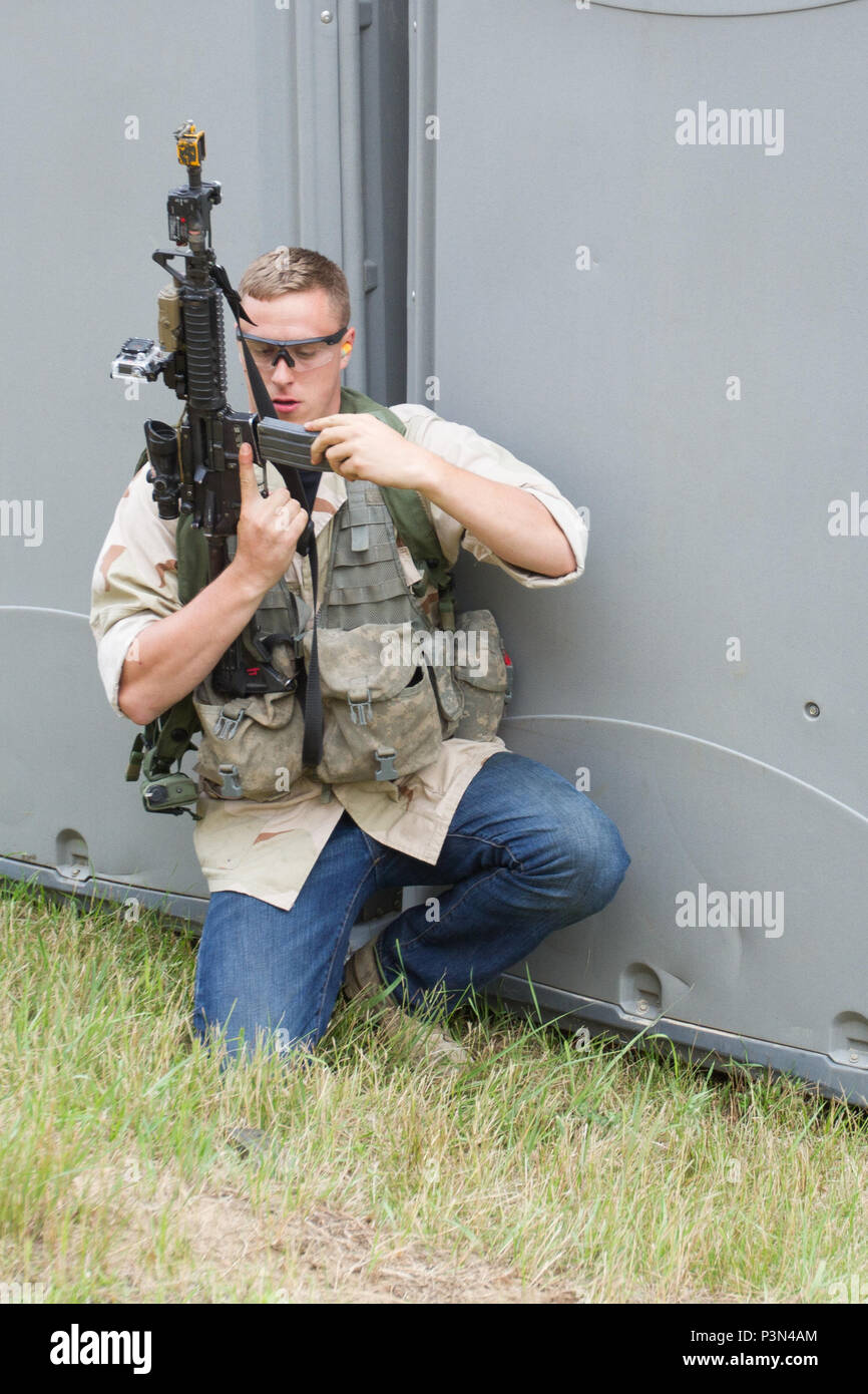 U.S. Army Pvt. Chad Turlington, 222nd Battalion, 1st Brigade Combat ...