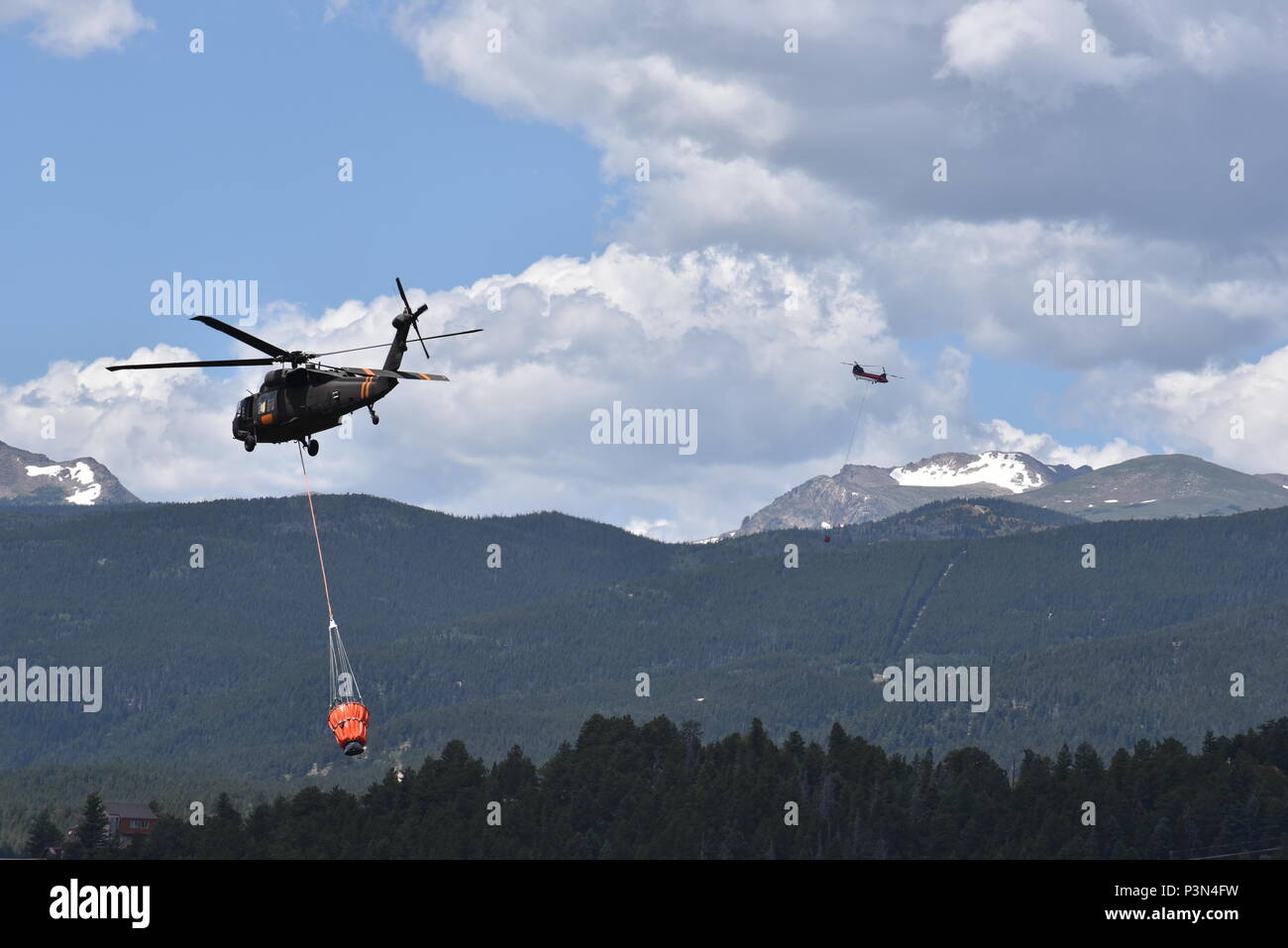 Aerial fire suppression hi-res stock photography and images - Alamy
