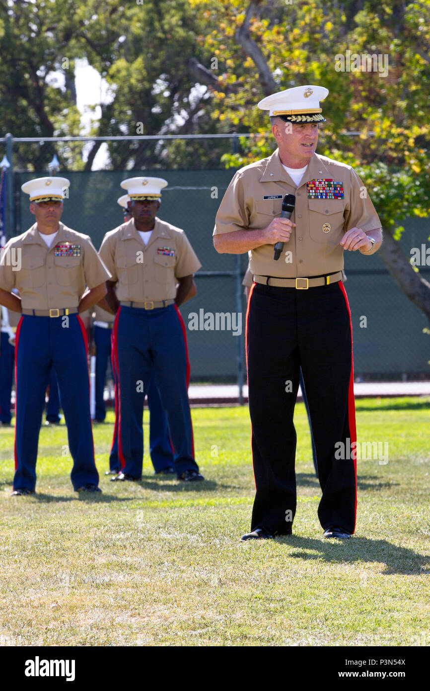 Brig gen james bierman hi-res stock photography and images - Alamy