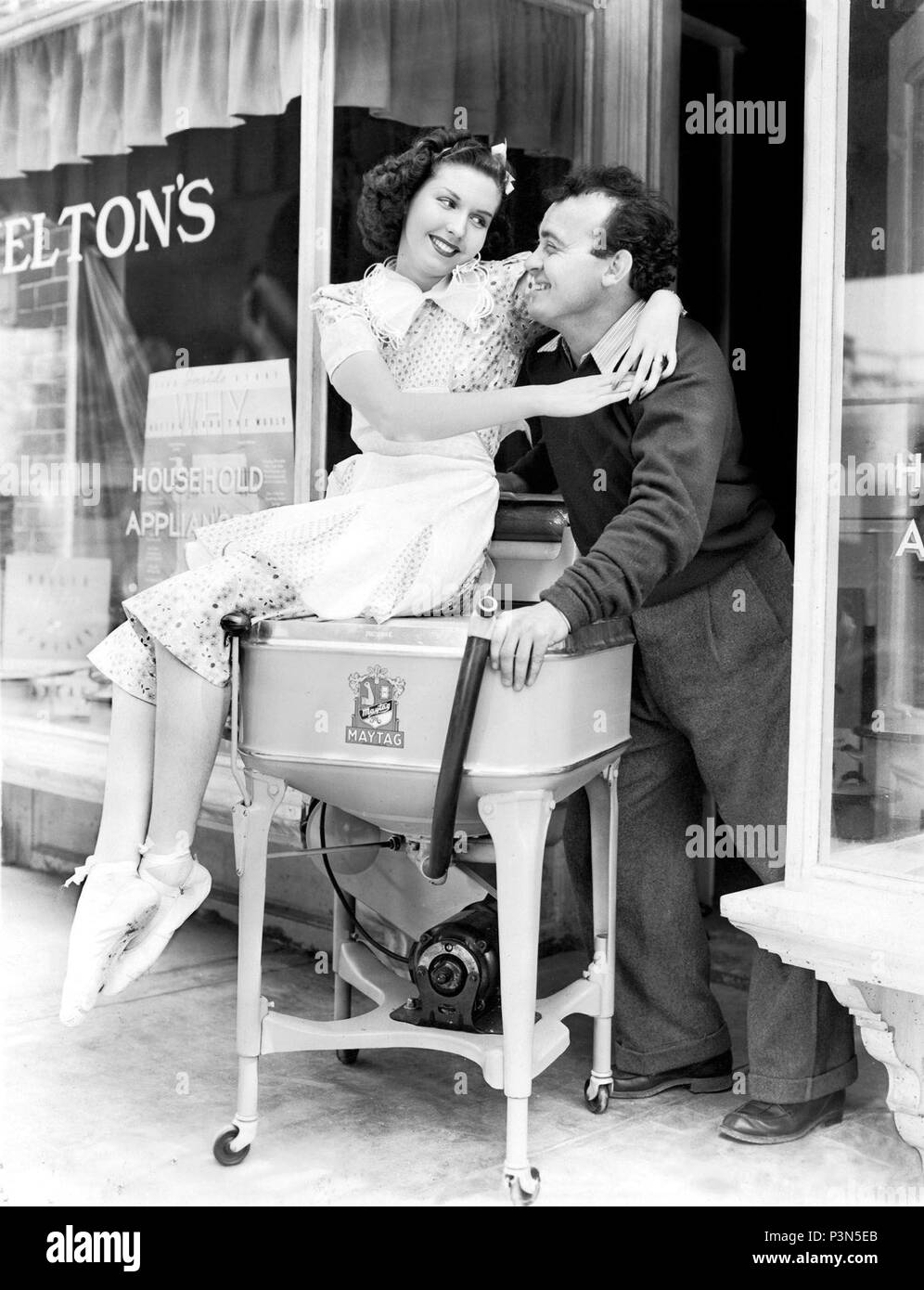 Dub Taylor Biography