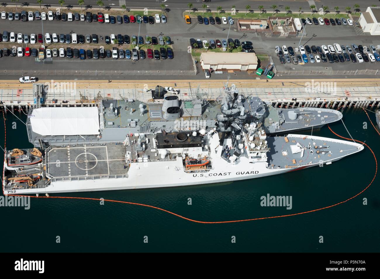 160706-N-SI773-246 JOINT BASE PEARL HARBOR-HICKAM (July 6, 2016) An ...
