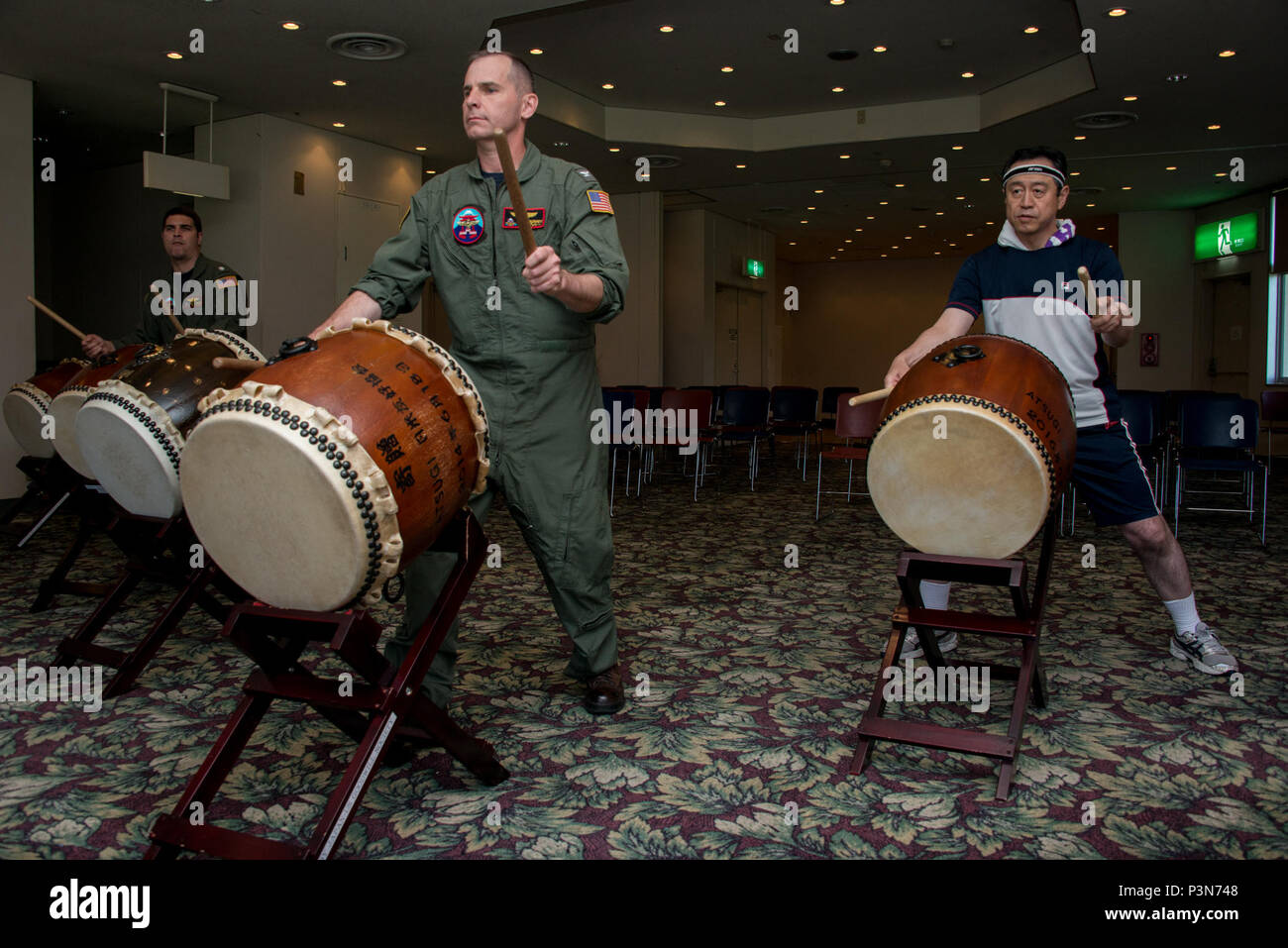 160707-N-YD204-044 ATSUGI, Japan (July 7, 2016) Commanding Officer of ...
