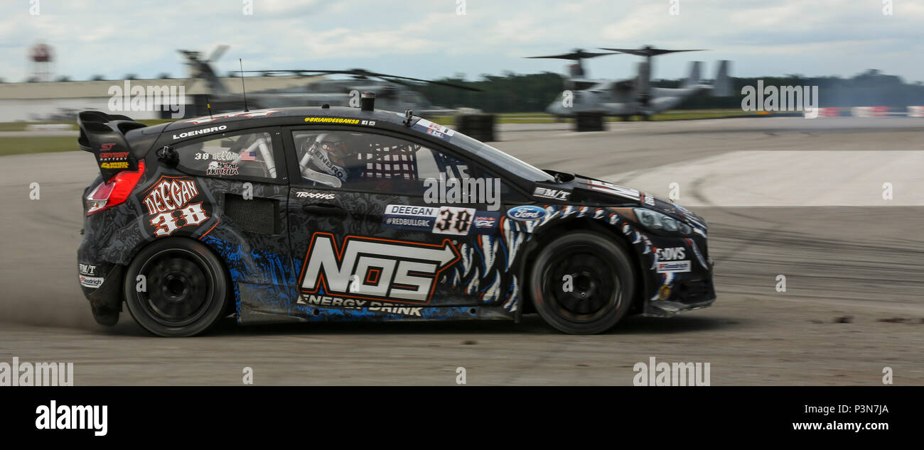 Brian Deegan, chip Deegan racing driver, transitions from the asphalt ...