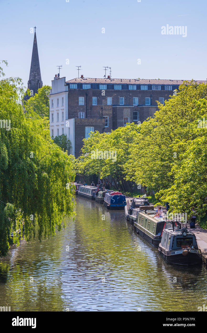 LONDON, UNITED KINGDOM - MAY 05: View of the Regent's Canal, a famous ...