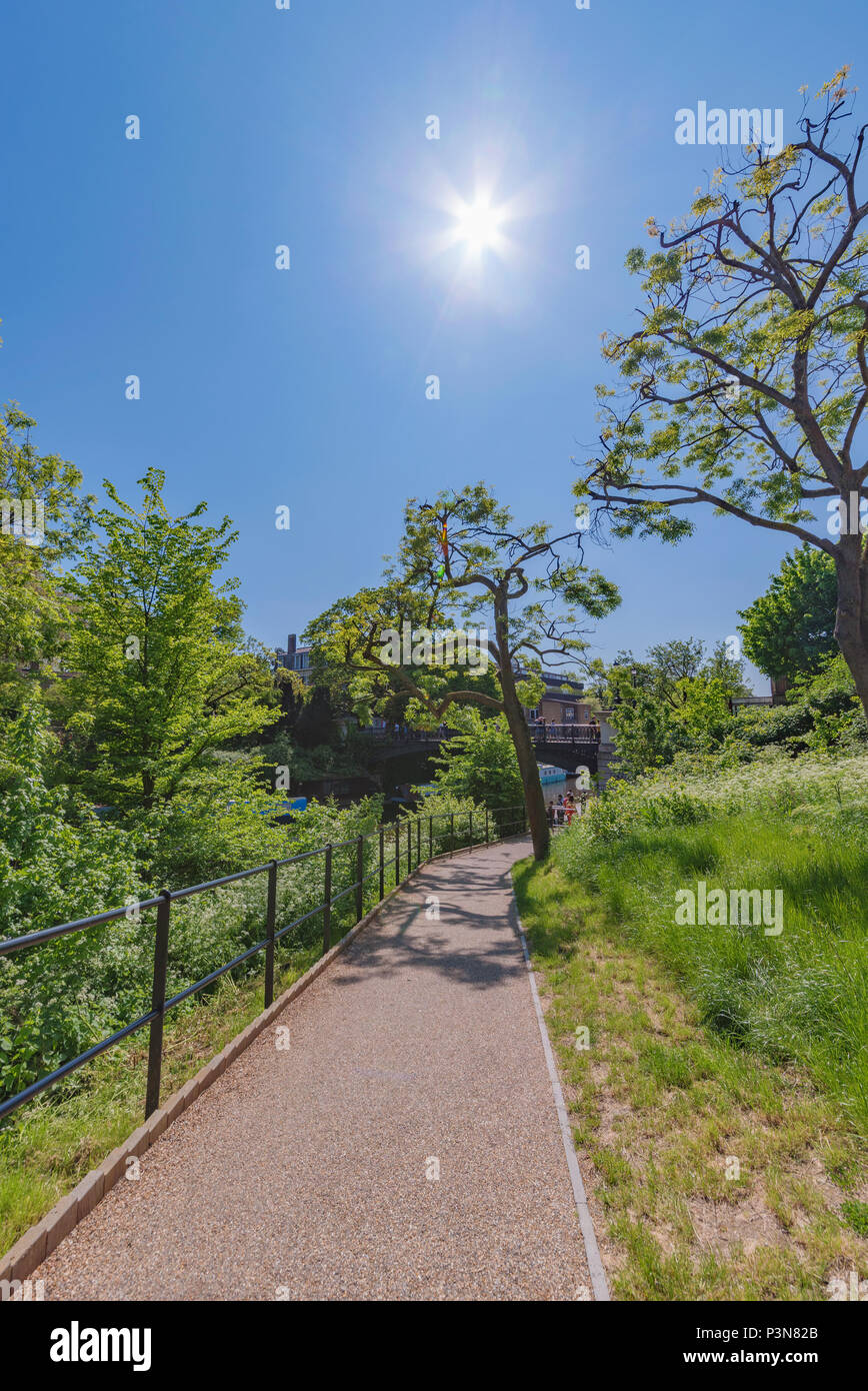 Walking path with nature near Regent's park in London Stock Photo - Alamy