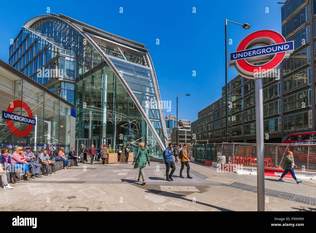 LONDON, UNITED KINGDOM - MAY 17: Architecture of Cardinal Place, a ...