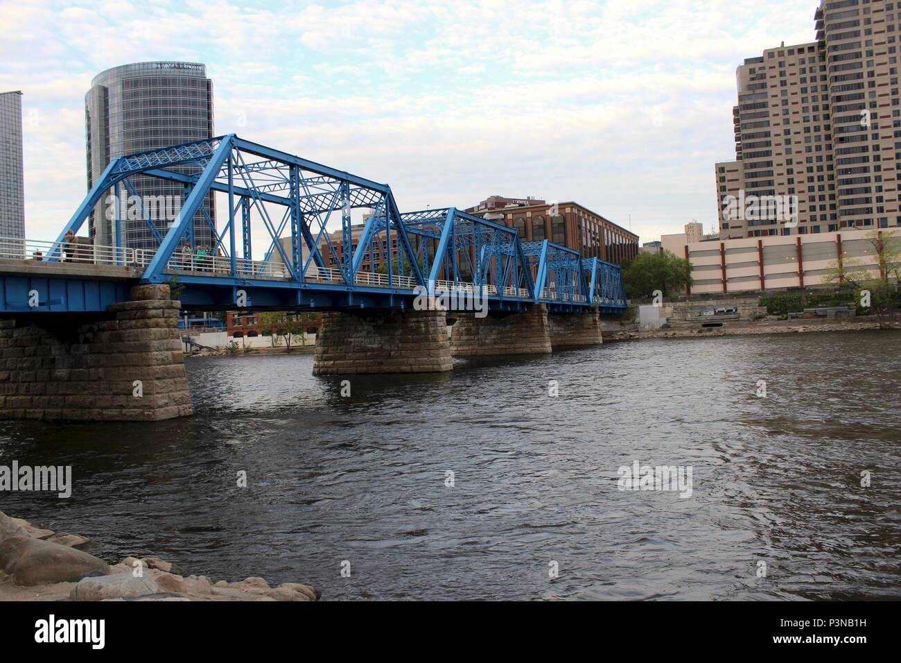 River sky bright hi-res stock photography and images - Alamy