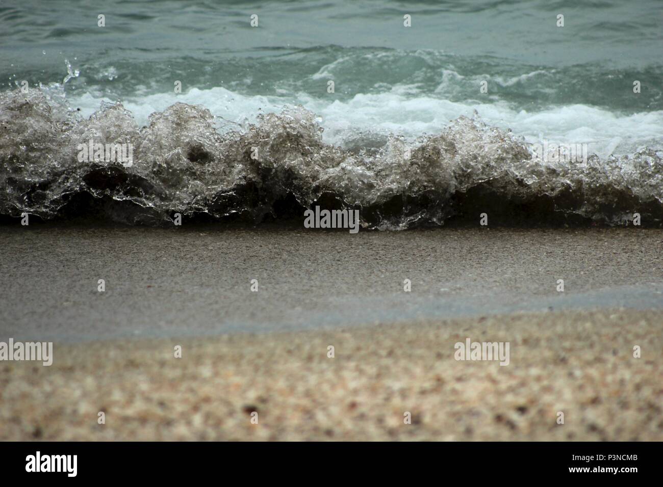 Rough ocean waves pacific hi-res stock photography and images - Alamy