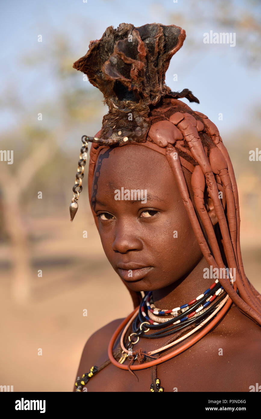 Married Himba woman, Kaokoveld Desert, Namibia Stock Photo - Alamy