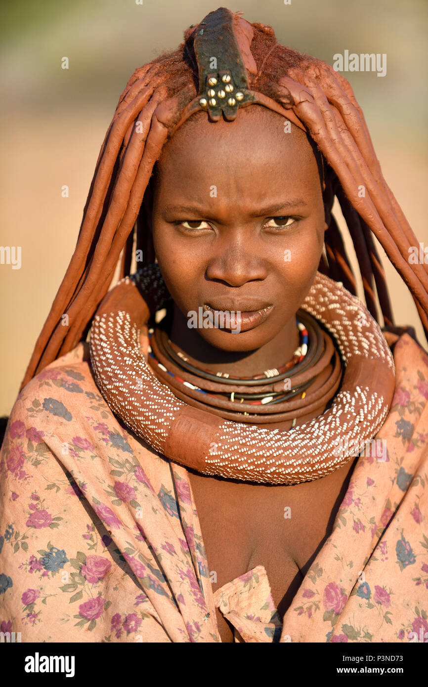Married Himba woman, Kaokoveld Desert, Namibia Stock Photo - Alamy