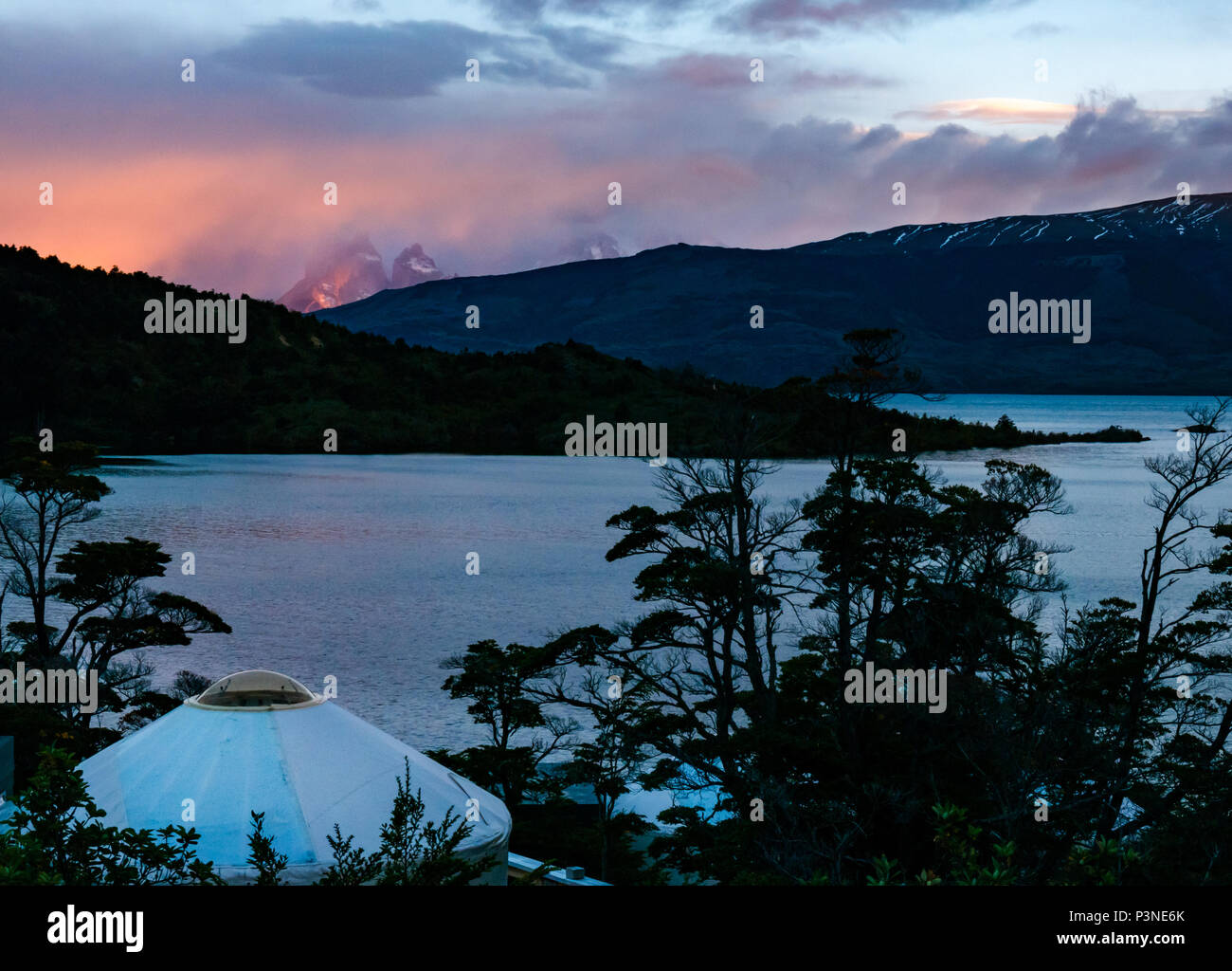 Lago del toro hi-res stock photography and images - Alamy