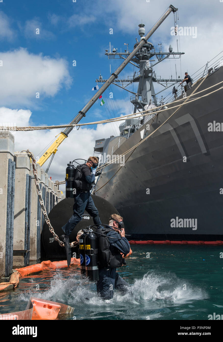 World’s largest deep sea fleet hi-res stock photography and images - Alamy