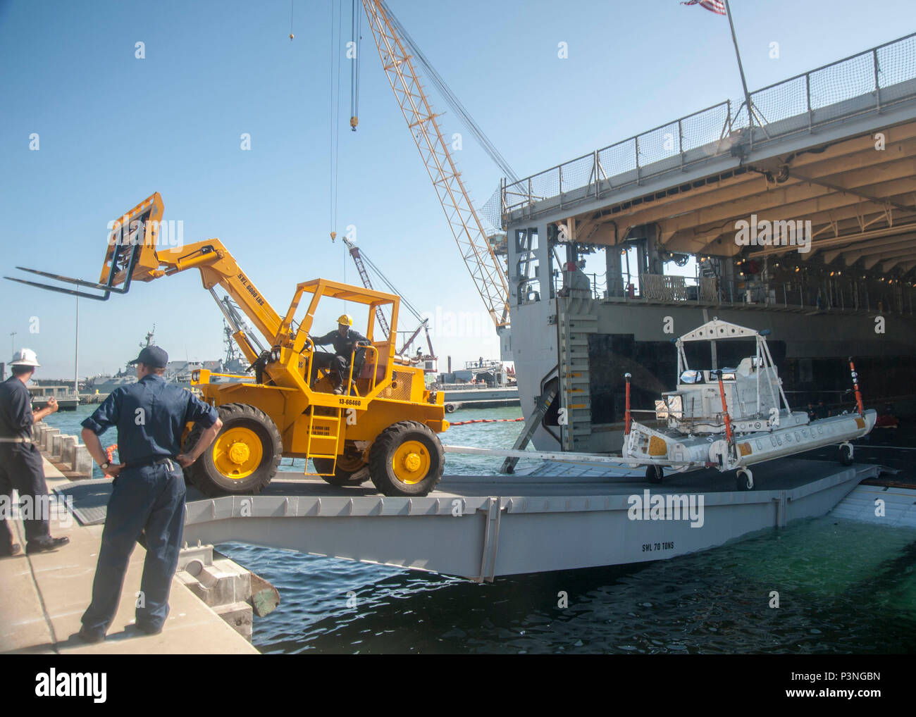 Mk 105 minesweeping sled hi-res stock photography and images - Alamy