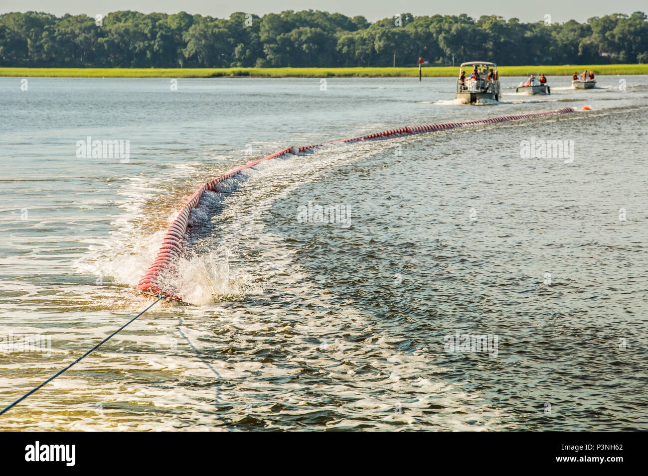 Hazmat boom hi-res stock photography and images - Alamy