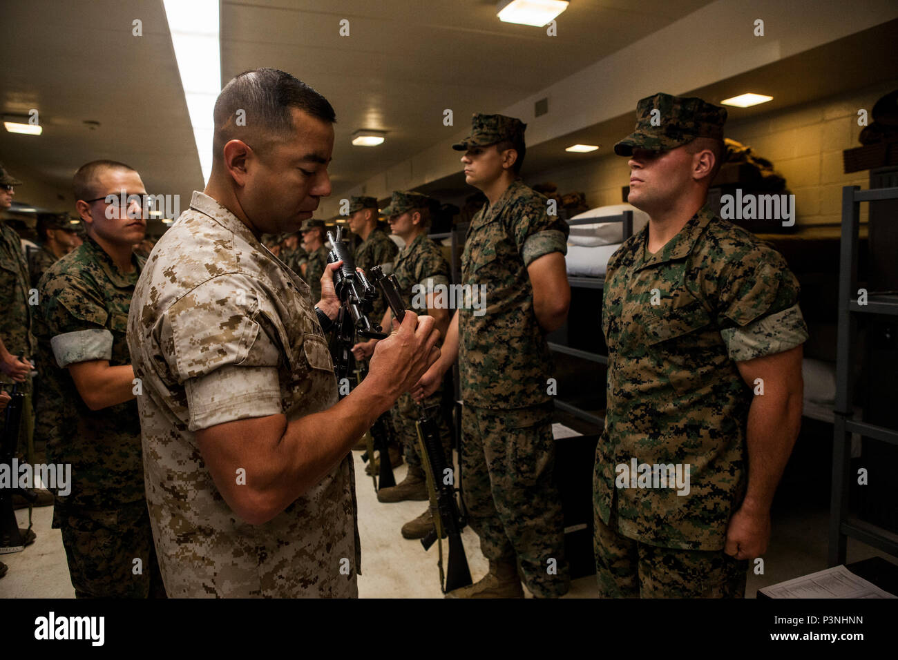 Candidates with Alpha Company, Officer Candidate School (OCS), get ...