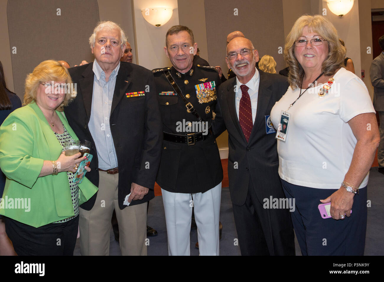 Jim varney hi-res stock photography and images - Alamy