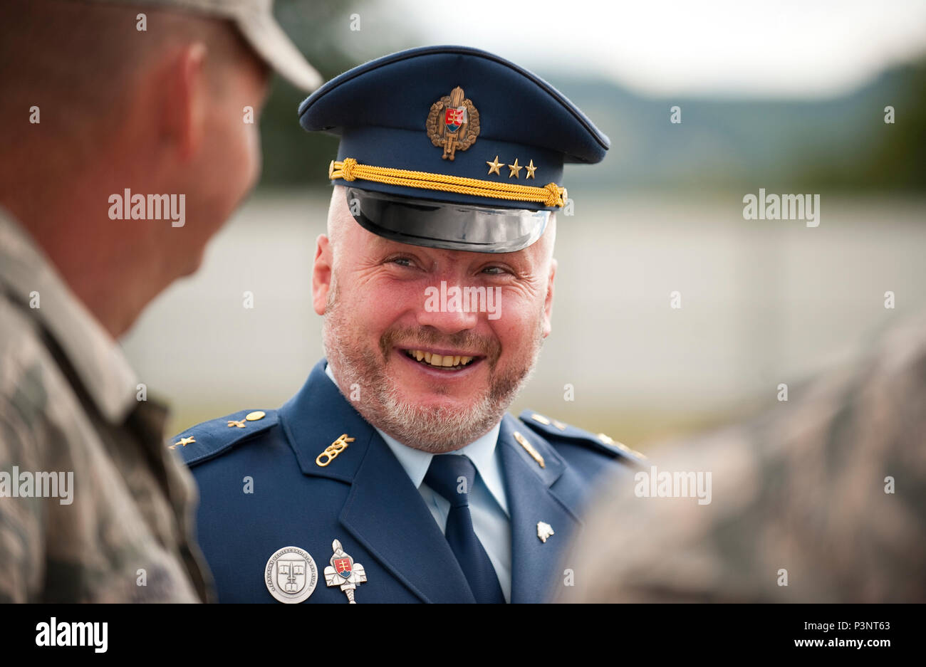 Members of the U.S. and Slovak Armed Forces hold a memorial service for ...