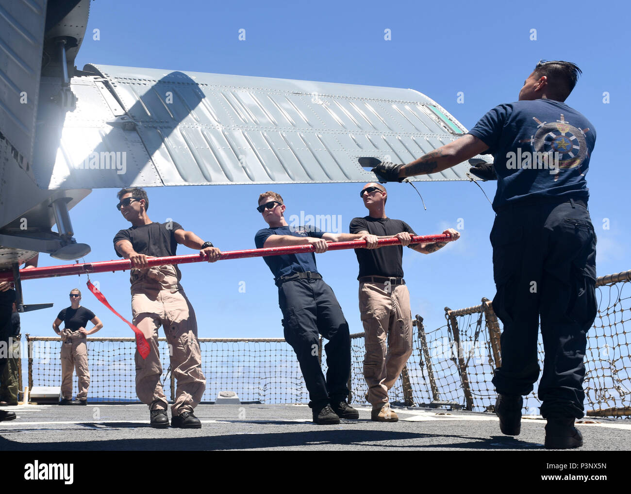 160713-N-LI612-285 PACIFIC OCEAN (July 13, 2016) Sailors assigned to ...