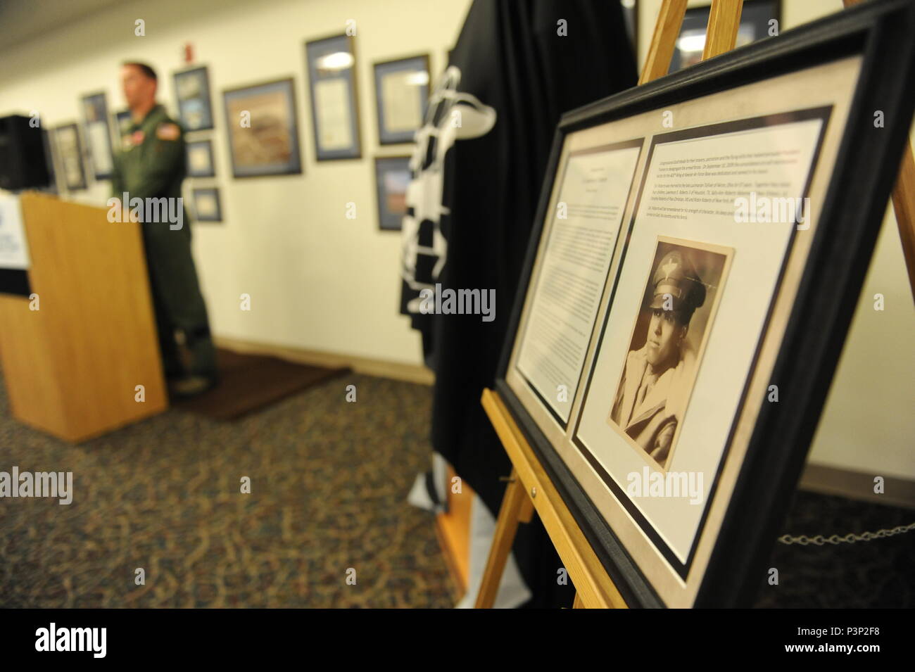 Col lawrence e roberts hi-res stock photography and images - Alamy