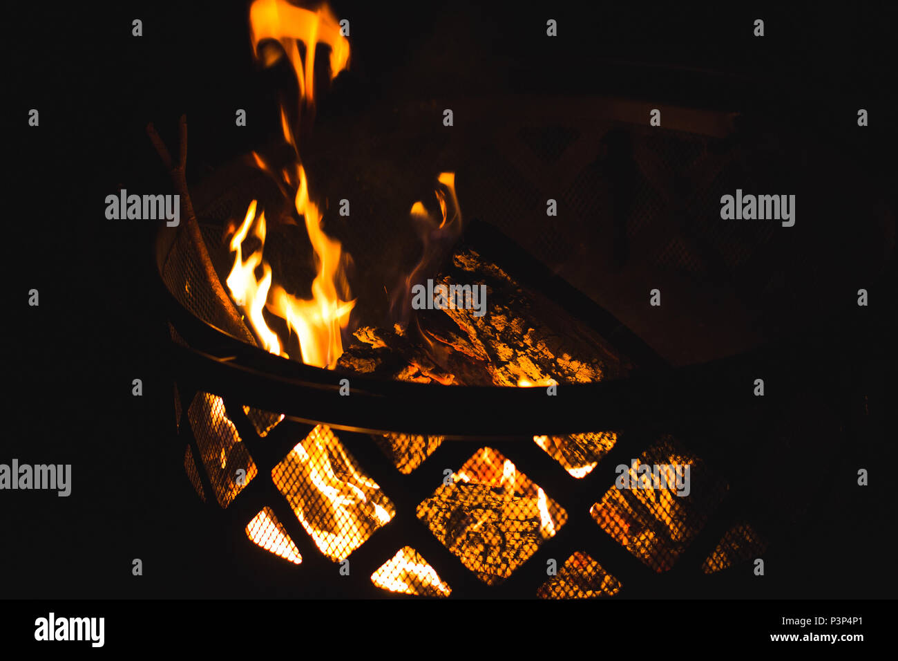 Fire pit up close Stock Photo - Alamy