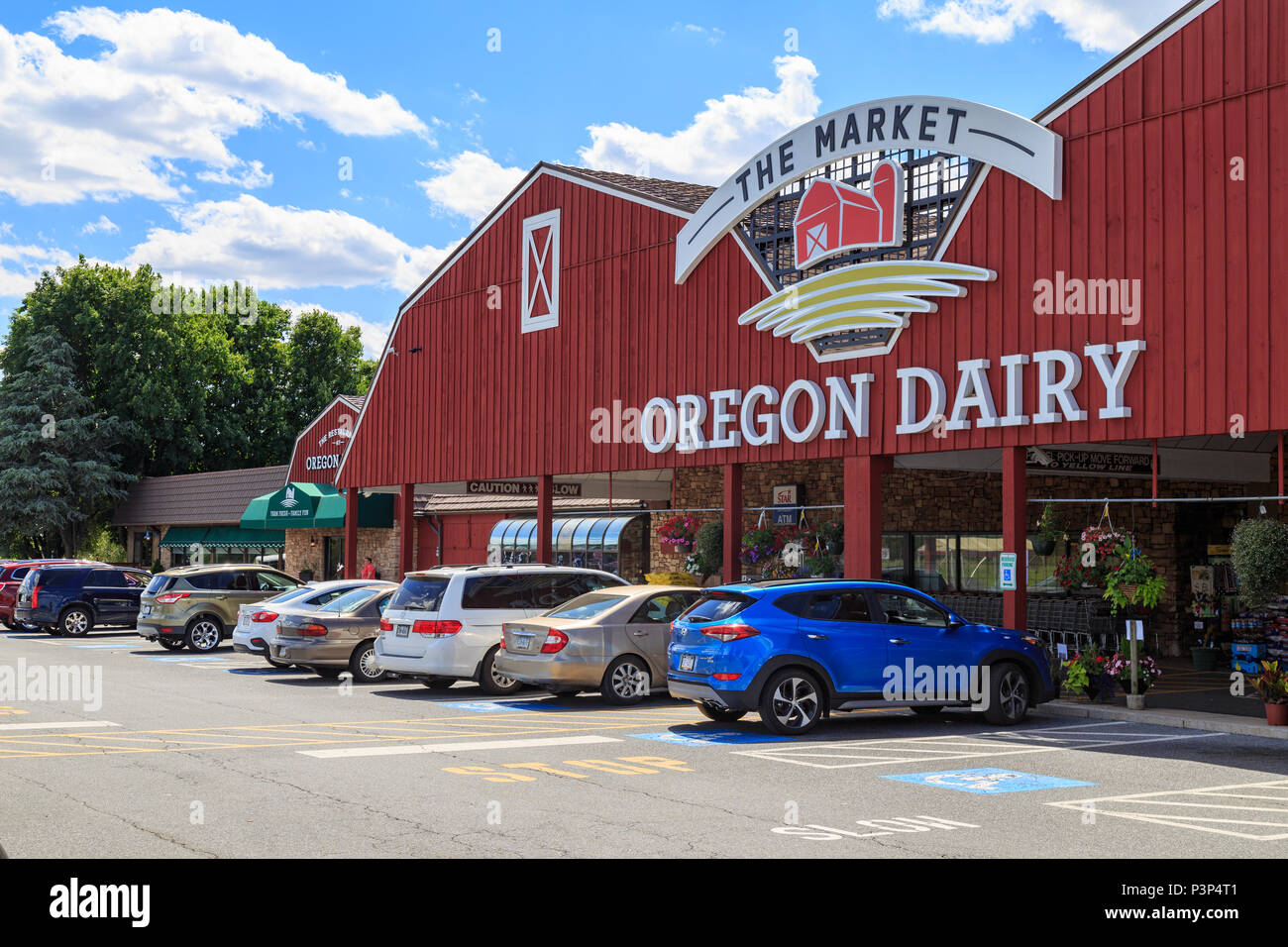 Dairy oregon hi-res stock photography and images - Alamy
