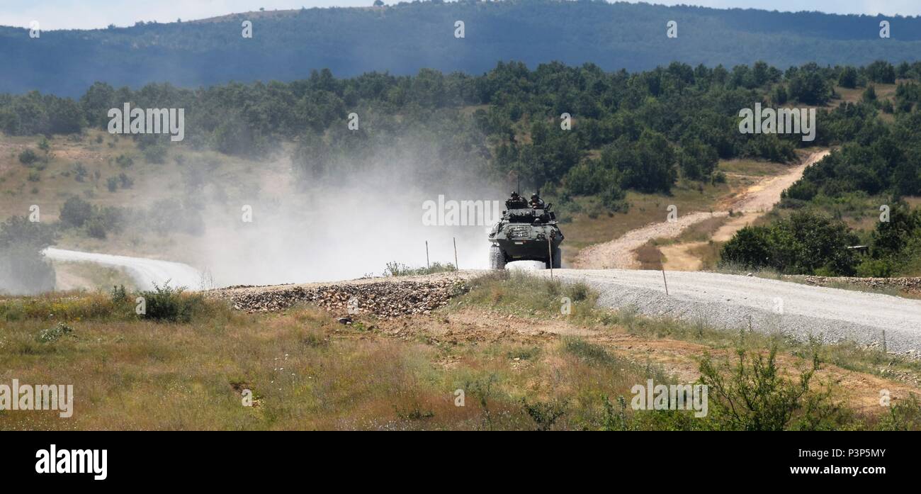 Soldiers of 841st Engineer Battalion, U.S. Army Reserve ,194th Engineer ...
