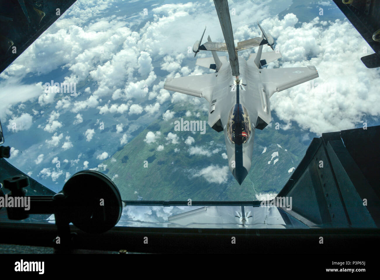 Largest raf base england hi-res stock photography and images - Alamy