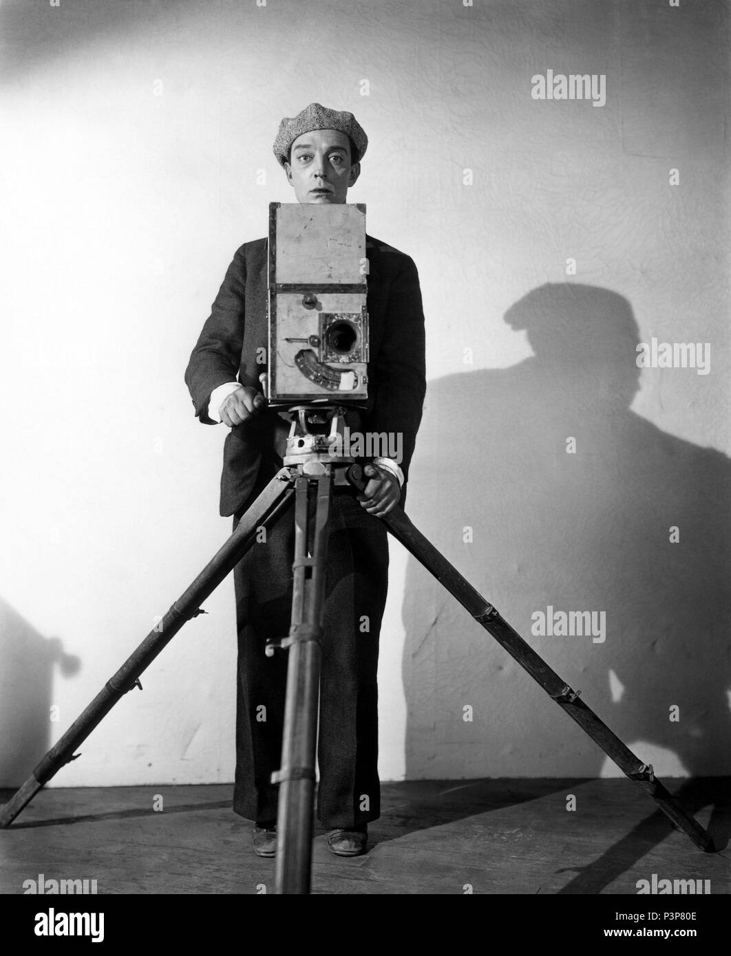 Original Film Title: THE CAMERAMAN. English Title: THE CAMERAMAN. Film ...