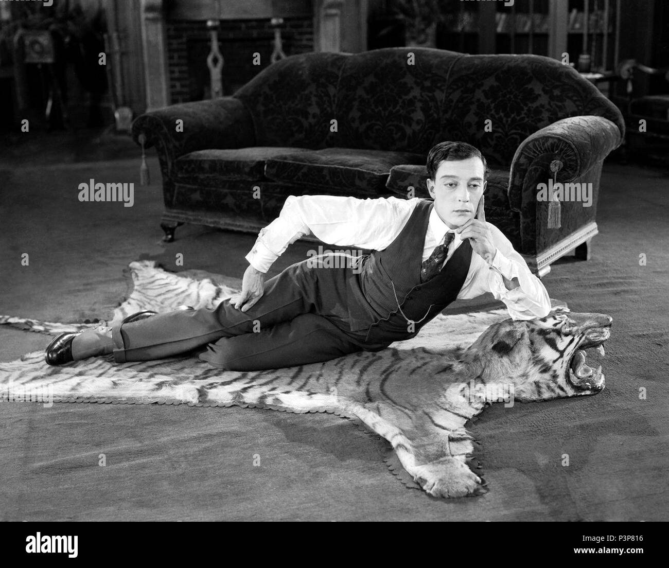 Original Film Title: THE NAVIGATOR. English Title: THE NAVIGATOR. Film ...